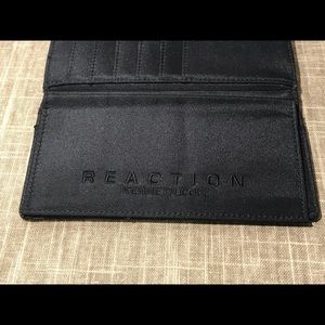Reaction Kenneth Cole | Bags | Checkbook Size Wallet Kenneth Cole Black ...